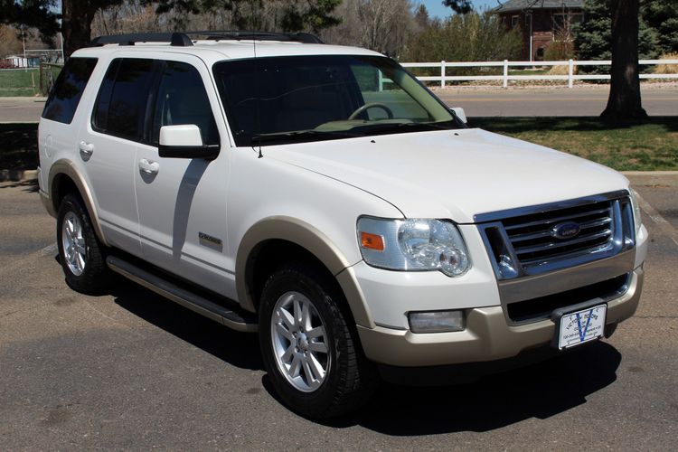 Ford Explorer 2006 White
