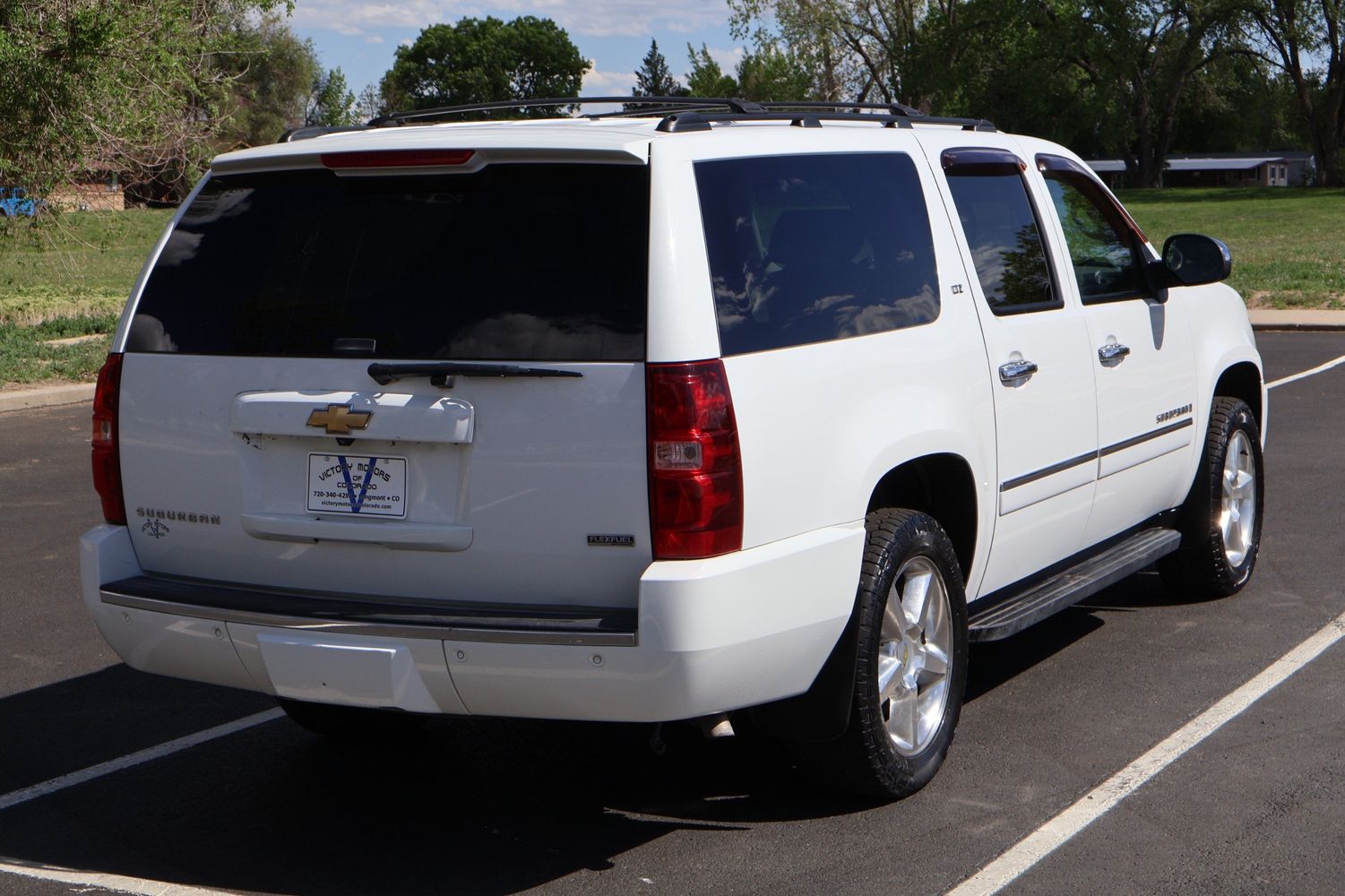 2009 Chevrolet Suburban LTZ | Victory Motors of Colorado