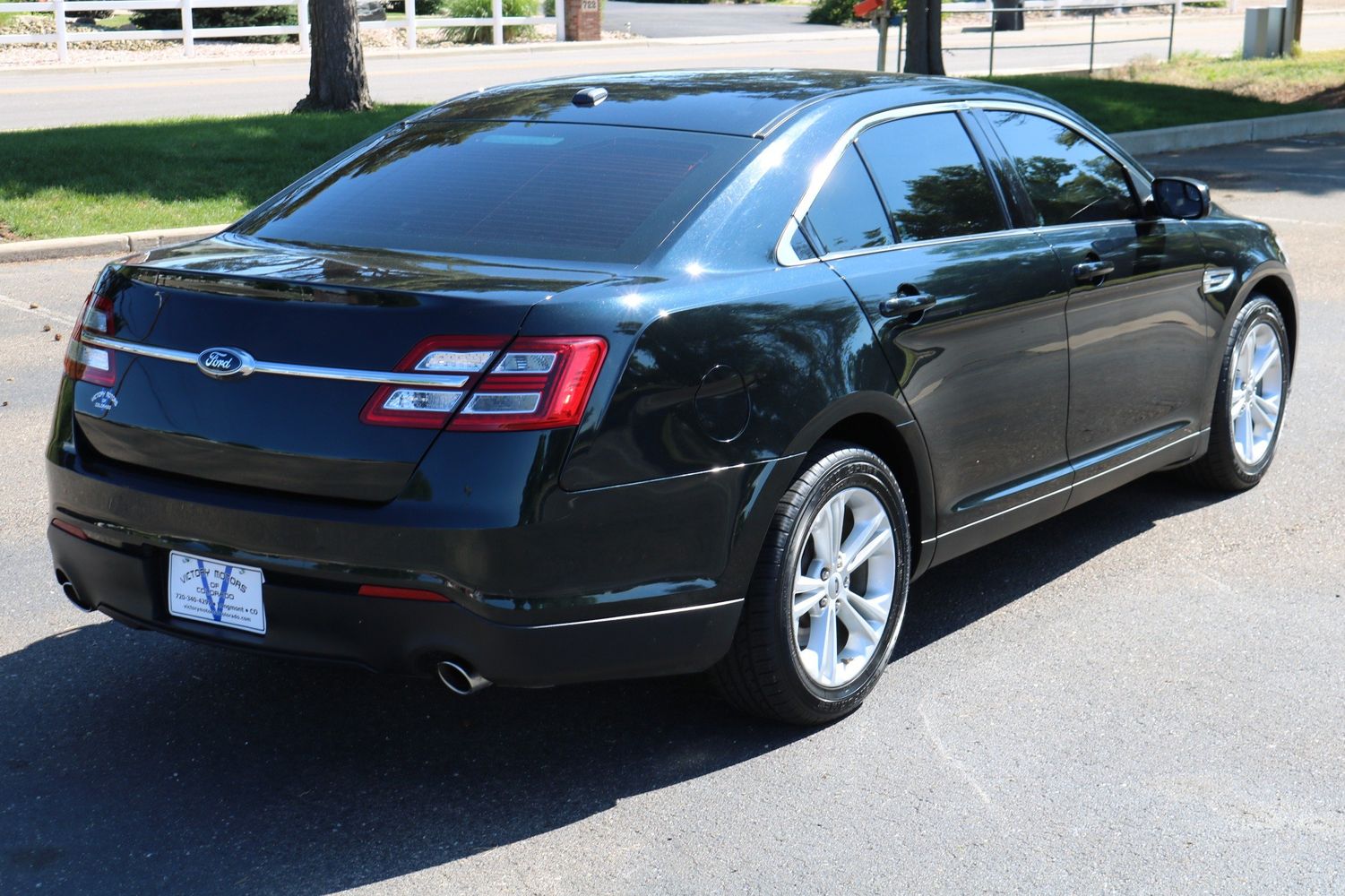 2014 Ford Taurus SEL | Victory Motors of Colorado