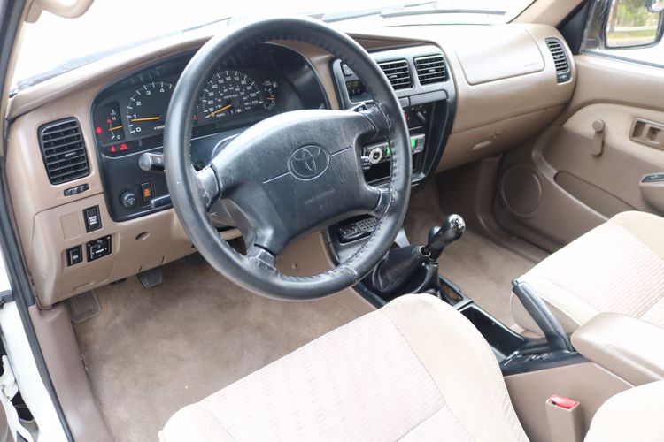 1998 Toyota 4Runner 4WD | Victory Motors of Colorado