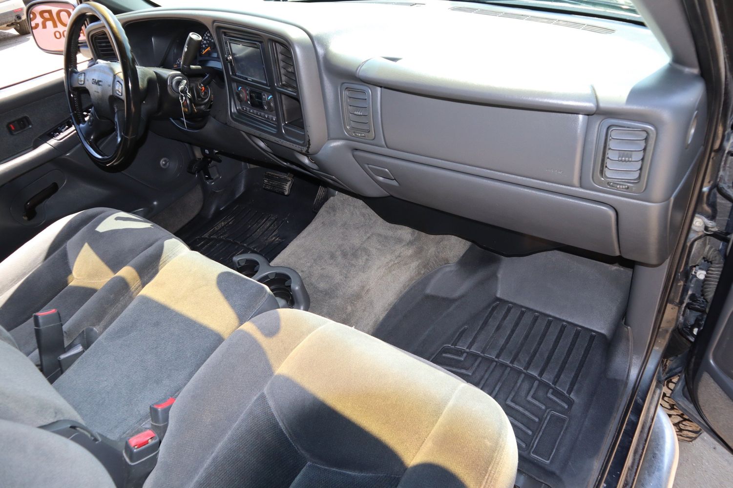 2003 GMC Sierra 2500HD SLE | Victory Motors of Colorado