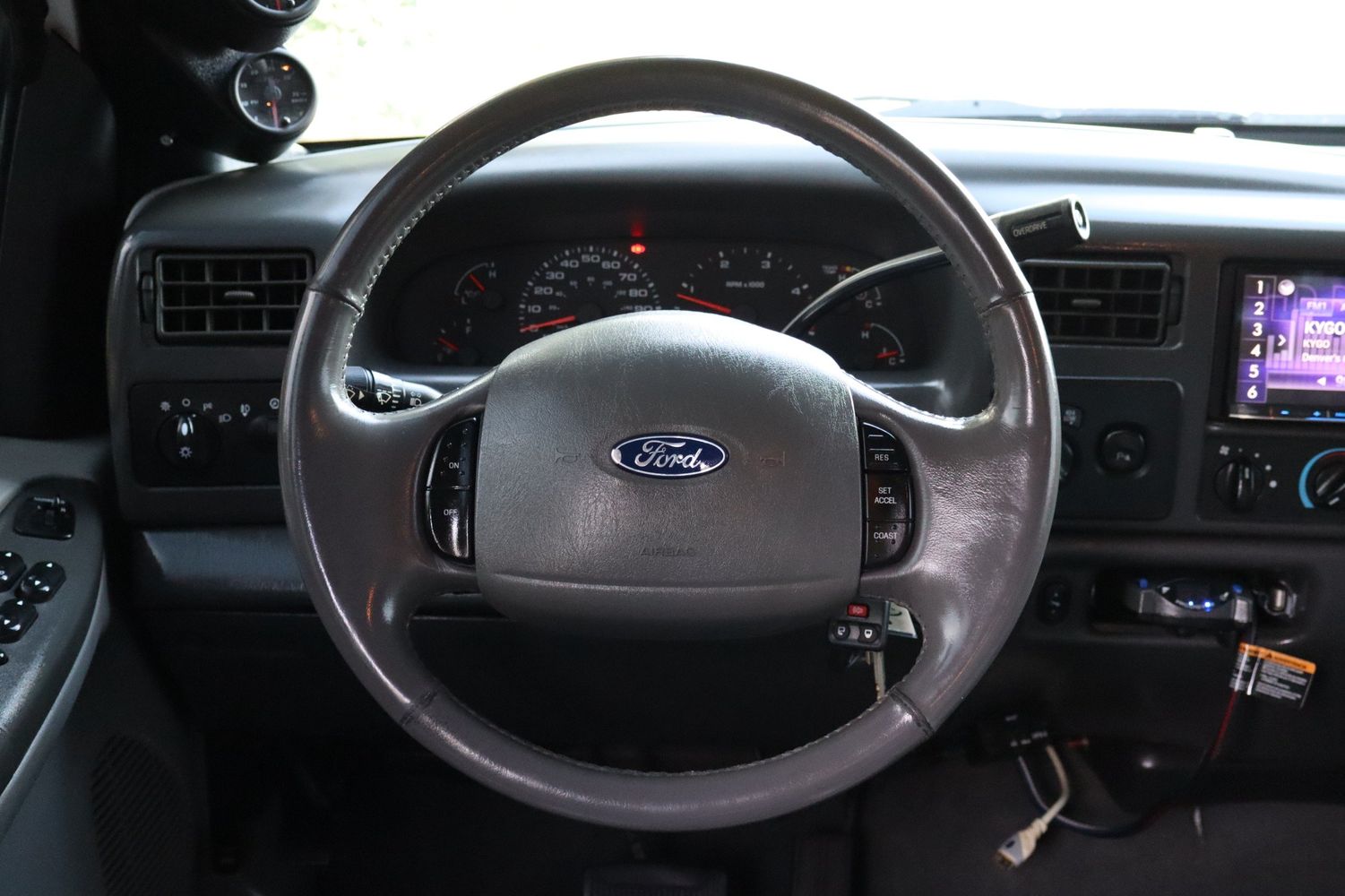 2003 Ford F-250 Super Duty Lariat | Victory Motors of Colorado