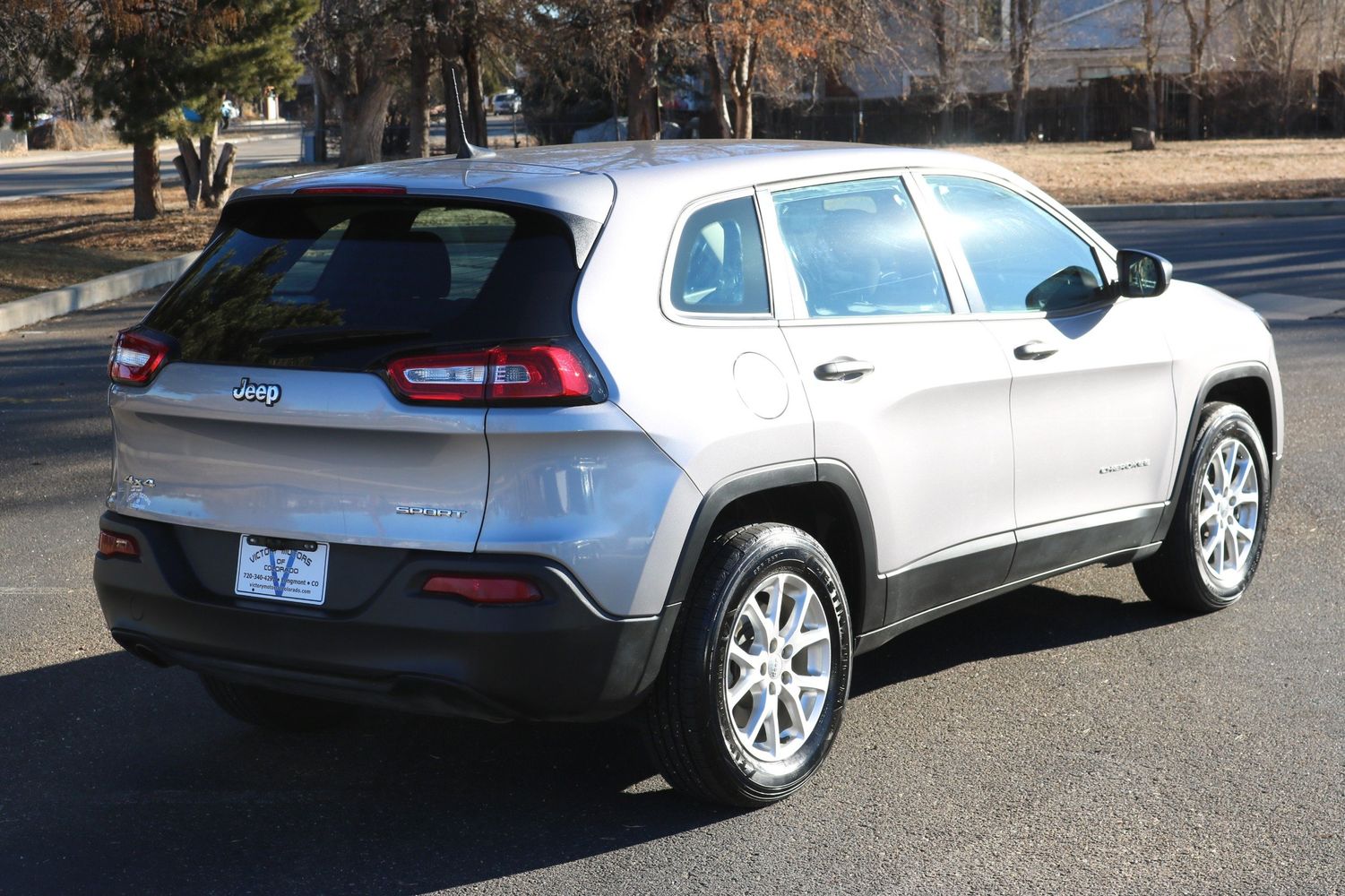2017 Jeep Cherokee Sport | Victory Motors of Colorado