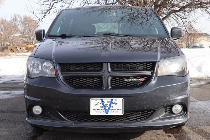 2014 Dodge Grand Caravan Photos