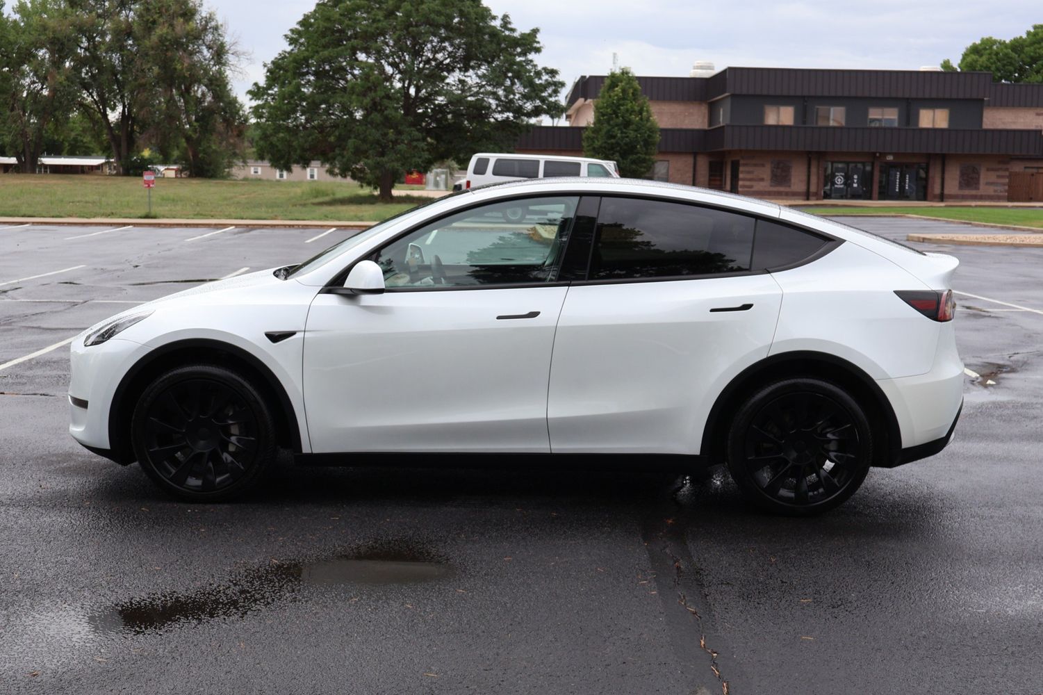 2023 Tesla Model Y Long Range | Victory Motors of Colorado