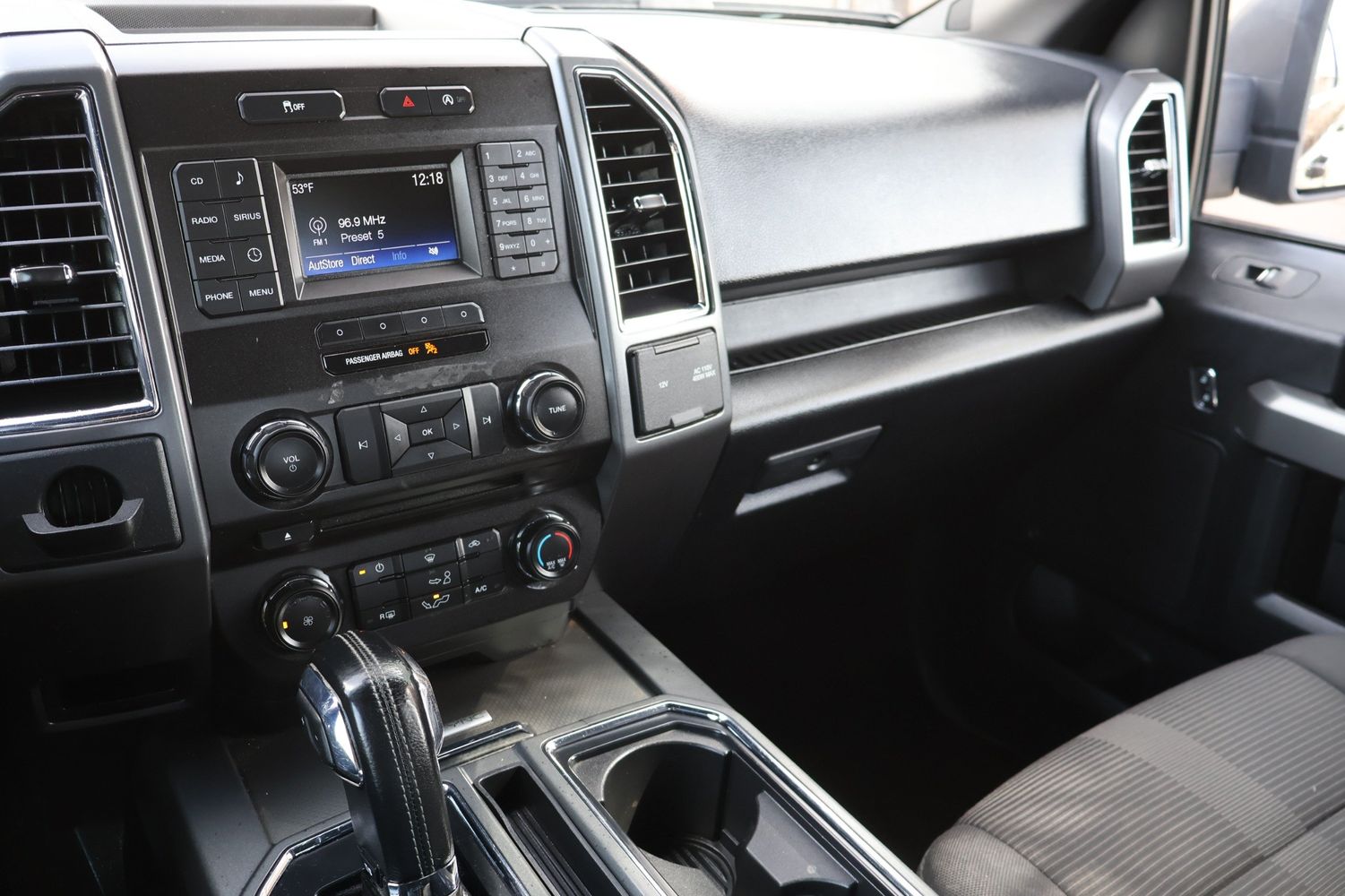 2016 Ford F-150 XLT | Victory Motors of Colorado