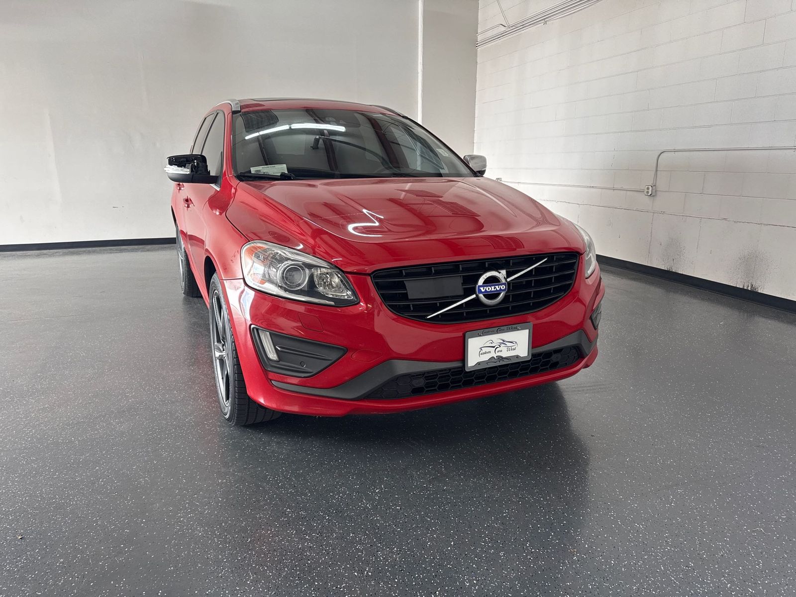 2016 Volvo XC60 T6 R-Design Platinum | Custom Cars West
