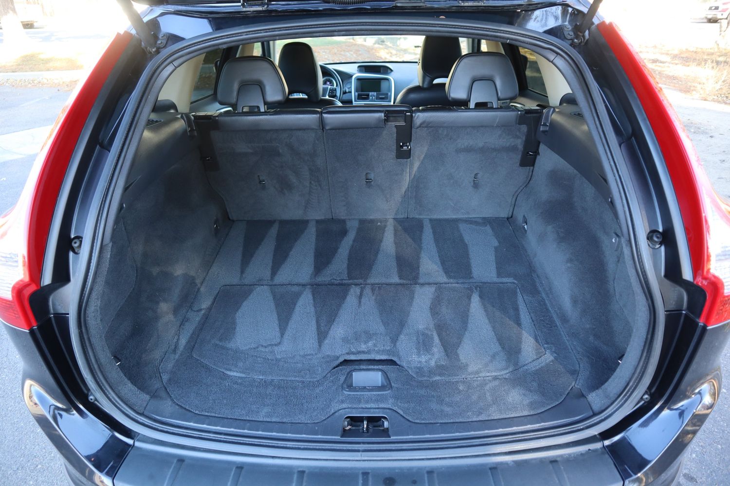 2011 Volvo XC60 T6 | Victory Motors of Colorado