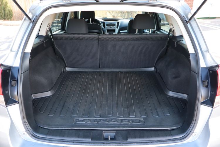 2012 Subaru Outback 2.5i | Victory Motors of Colorado