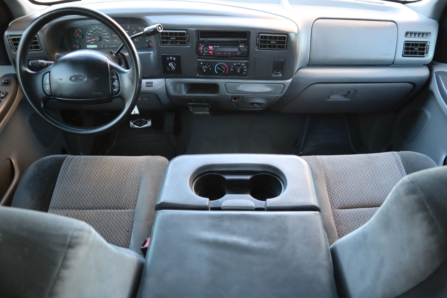 2002 Ford F-250 Super Duty XLT | Victory Motors of Colorado