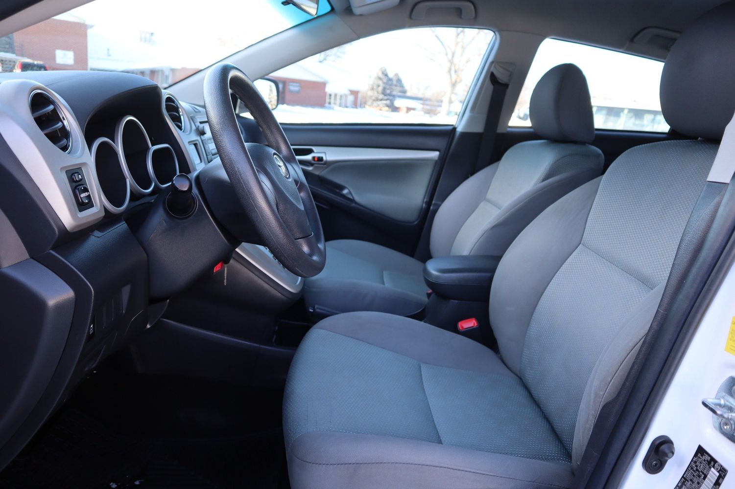 2010 Toyota Matrix Base | Victory Motors of Colorado