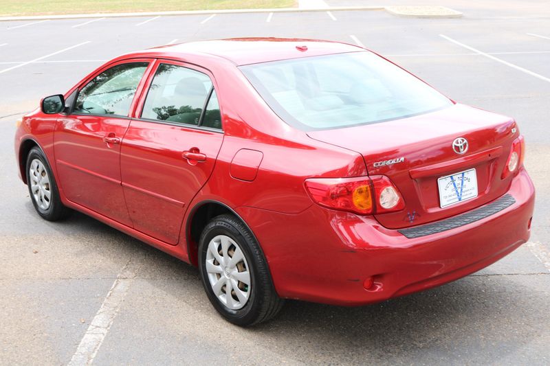 2009 Toyota Corolla Photos