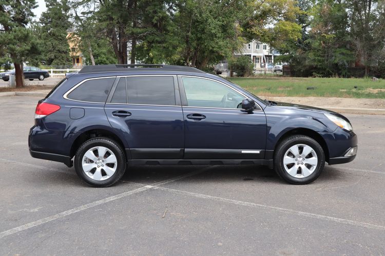 2012 Subaru Outback 2.5i Premium | Victory Motors of Colorado