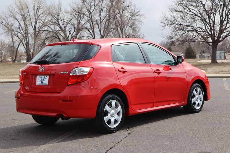 2010 Toyota Matrix Base | Victory Motors of Colorado