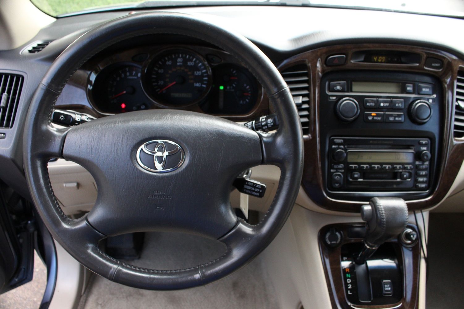2003 Toyota Highlander Limited | Victory Motors of Colorado
