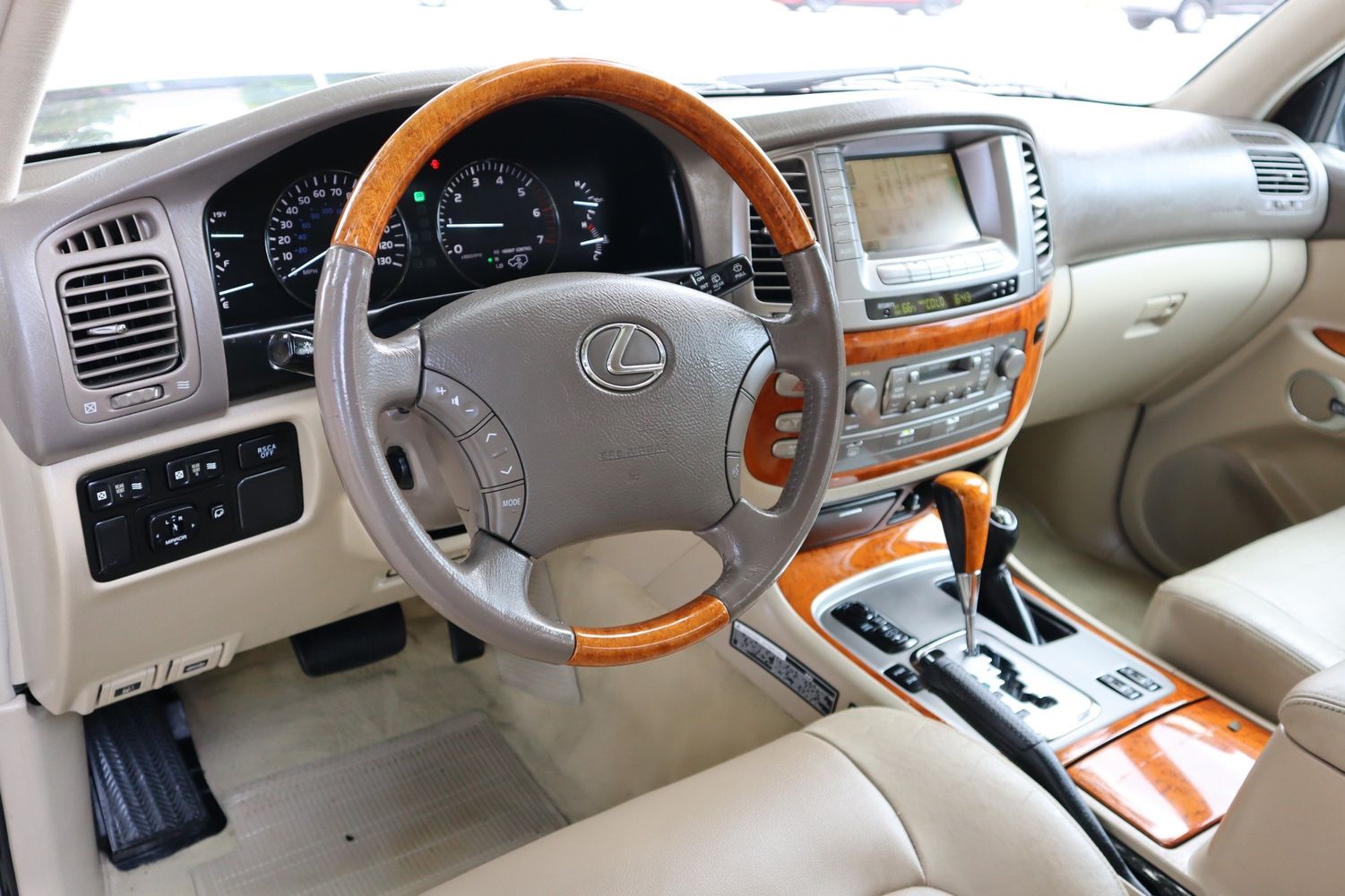 2003 Lexus LX 470 Base | Victory Motors of Colorado