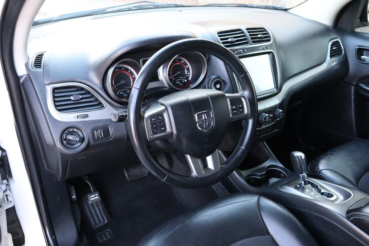 2017 Dodge Journey Crossroad Plus | Victory Motors of Colorado