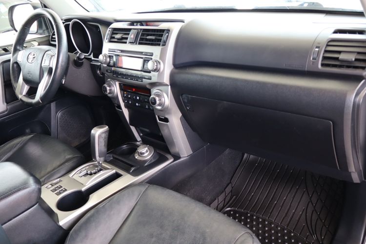 2010 Toyota 4Runner Limited | Victory Motors of Colorado