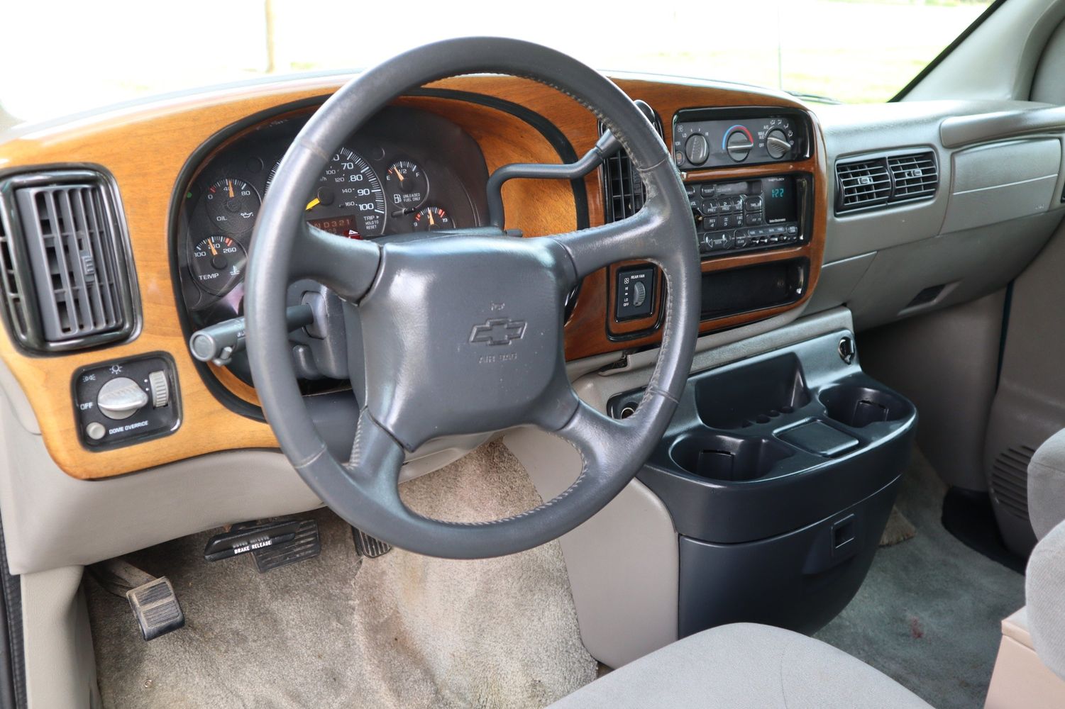 1999 Chevrolet Express Cargo G1500 | Victory Motors of Colorado