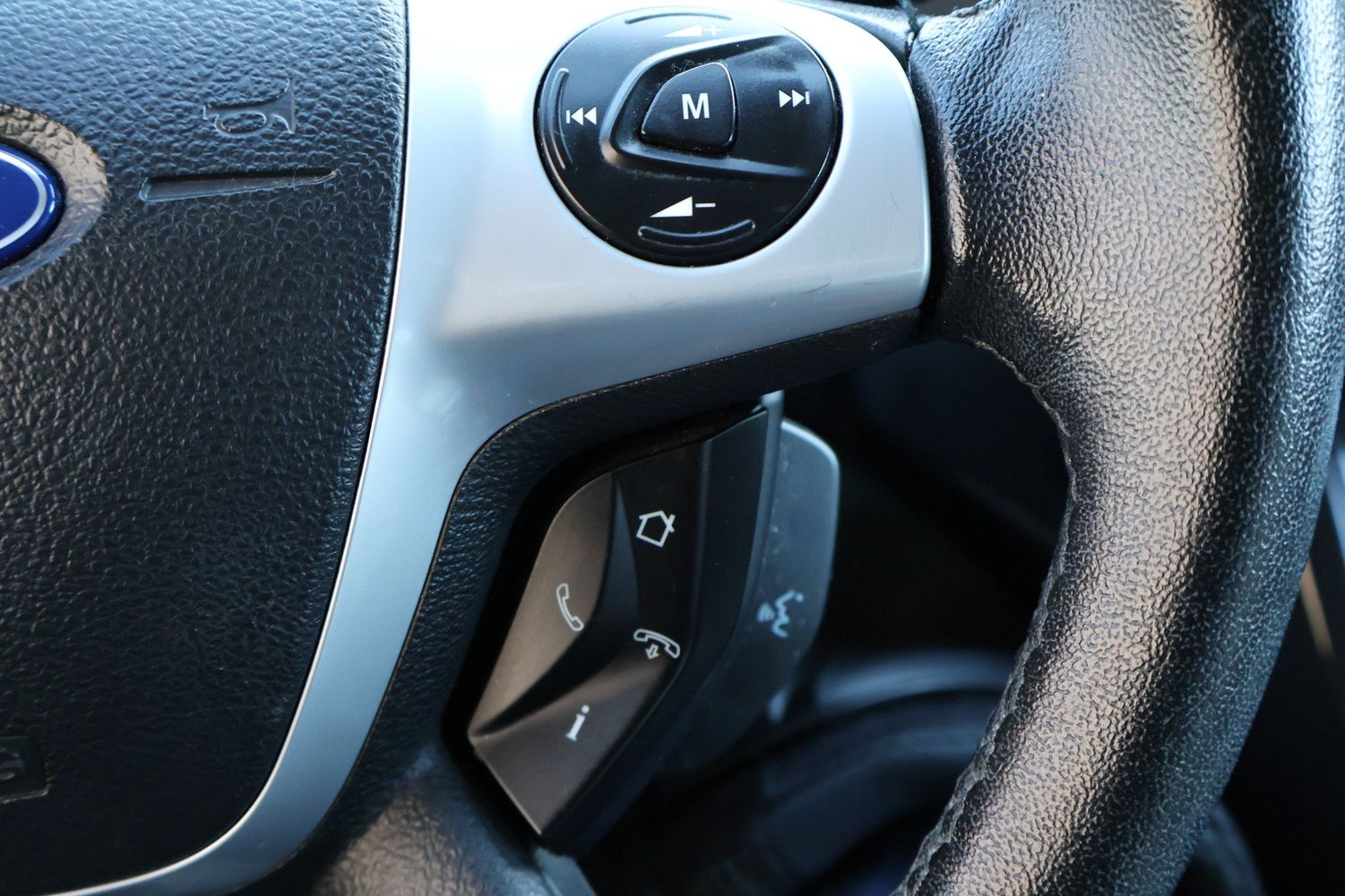 2014 Ford Escape Titanium | Victory Motors of Colorado