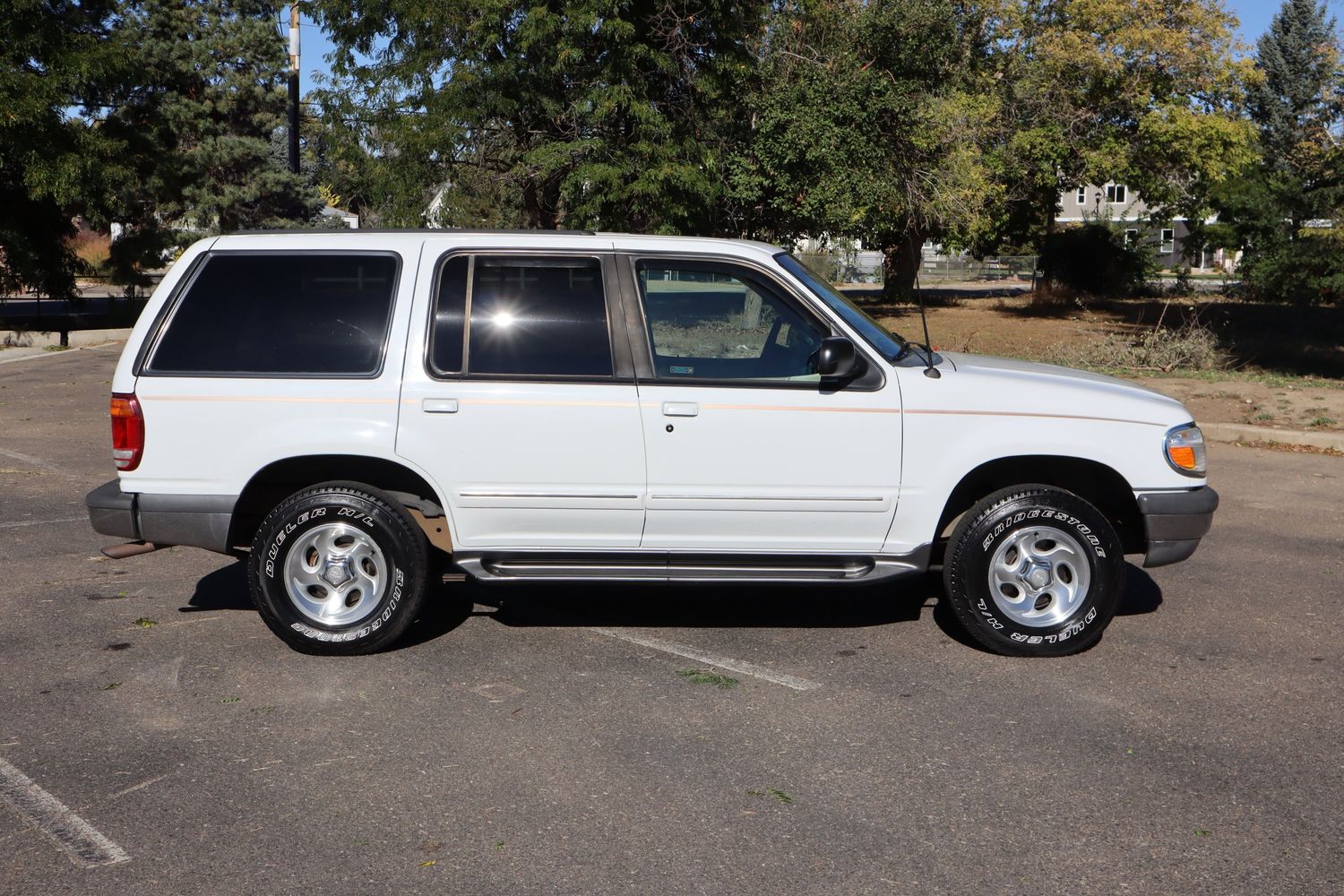 1998 Ford Explorer XLT | Victory Motors of Colorado