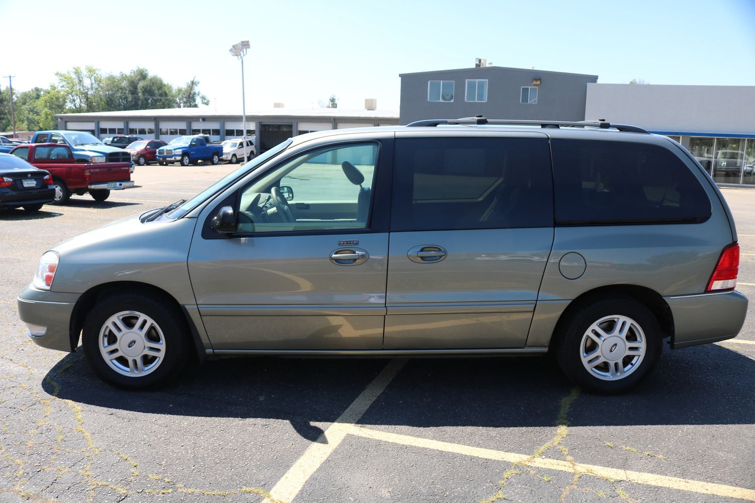 2004 Ford Freestar SEL | Victory Motors of Colorado