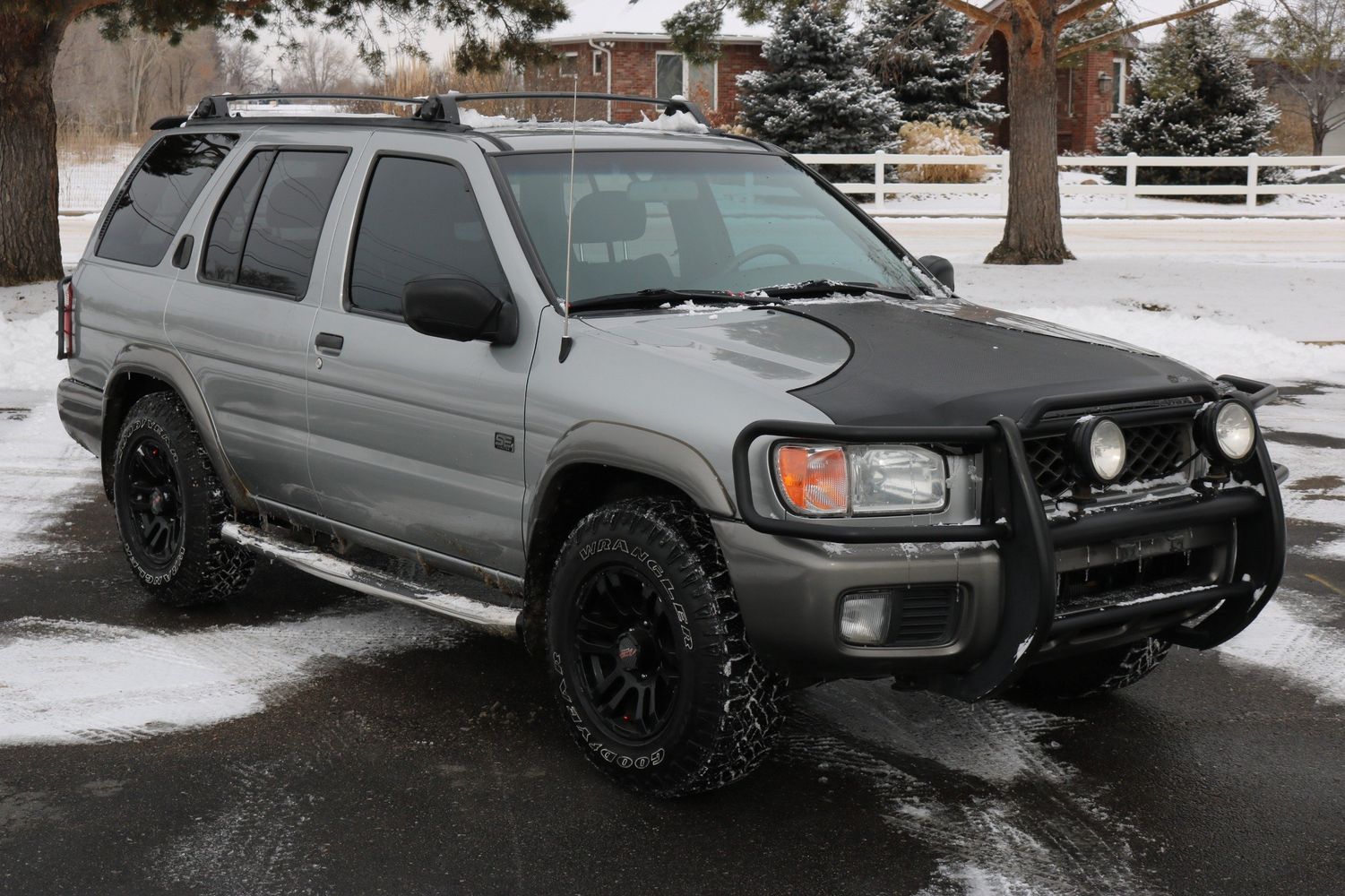 1999 Nissan Pathfinder SE Limited | Victory Motors of Colorado
