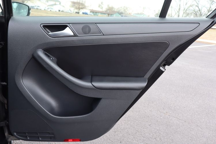 2014 Volkswagen Jetta SE | Victory Motors of Colorado