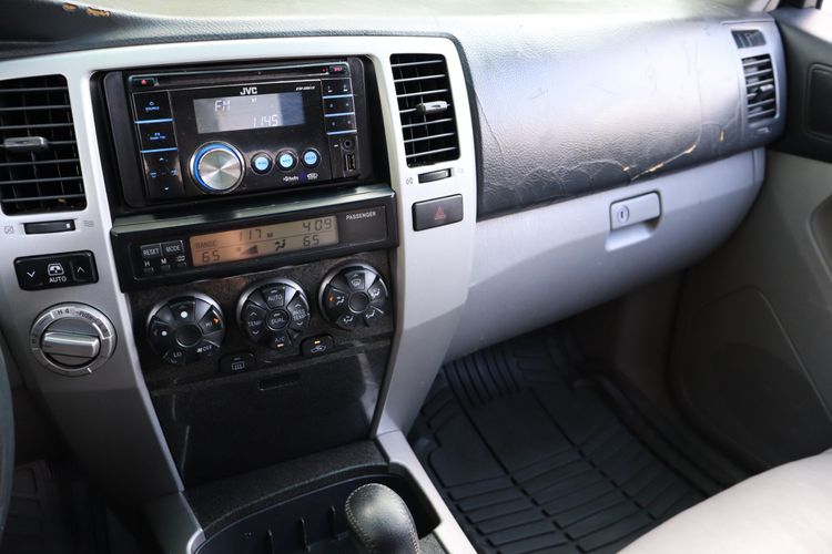 2004 Toyota 4Runner Limited | Victory Motors of Colorado