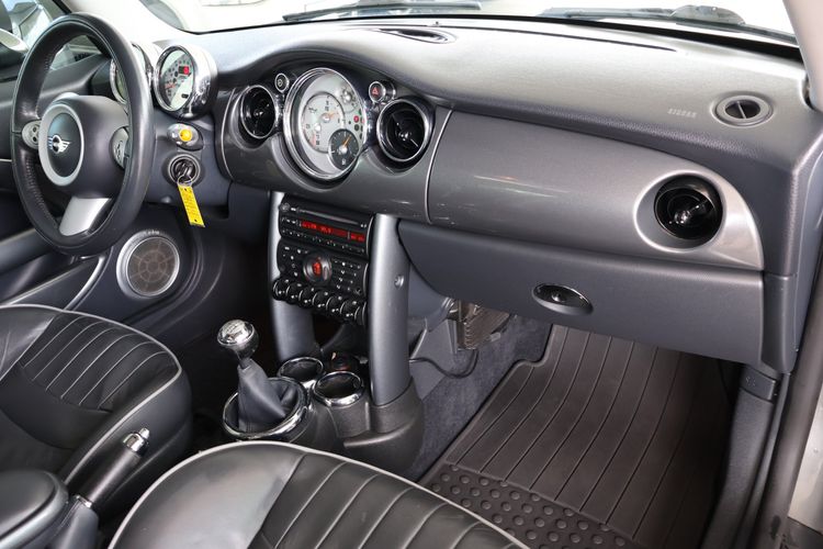 2006 MINI Cooper S | Victory Motors of Colorado
