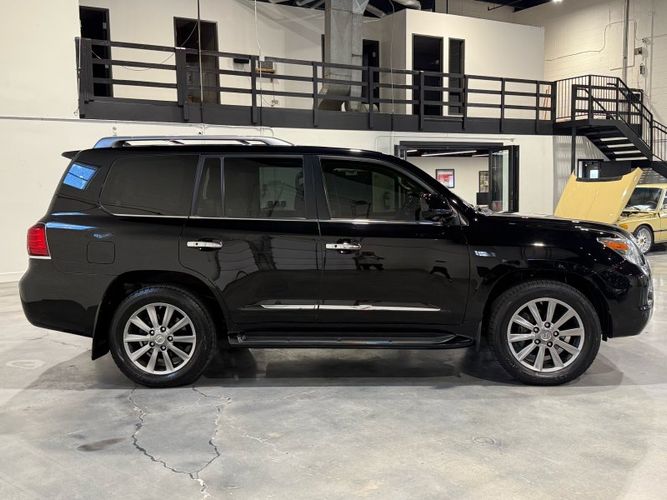 2011 Lexus LX 570 Base | Drake Motorcars