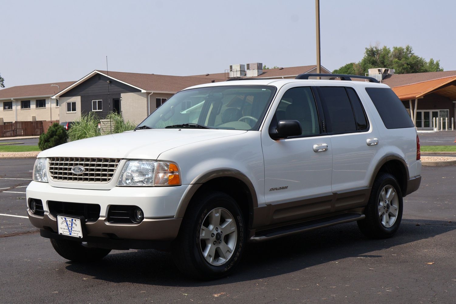 2004 Ford Explorer Eddie Bauer | Victory Motors of Colorado