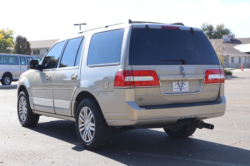 2007 Lincoln Navigator Photos