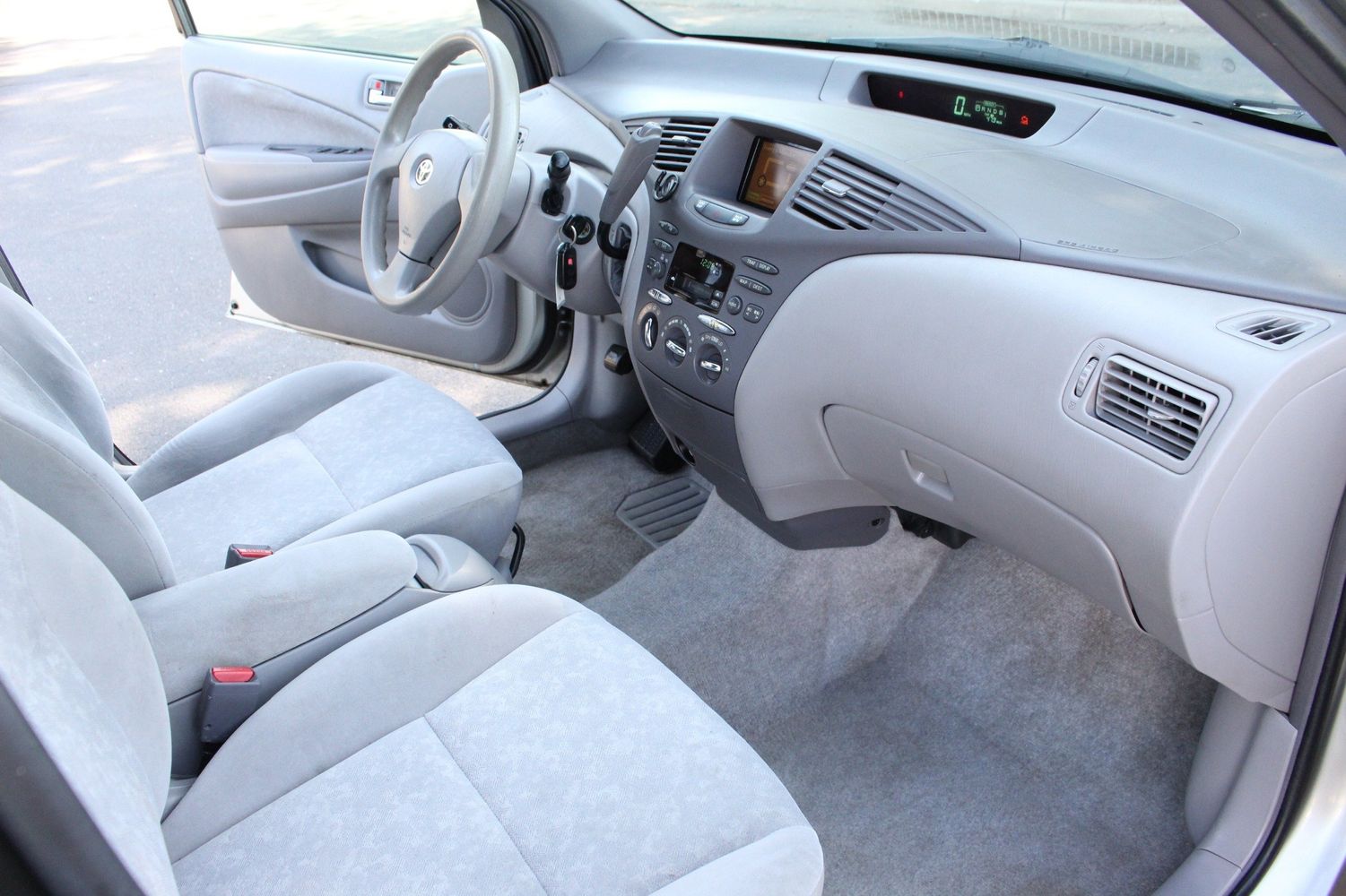 2001 Toyota Prius | Victory Motors of Colorado