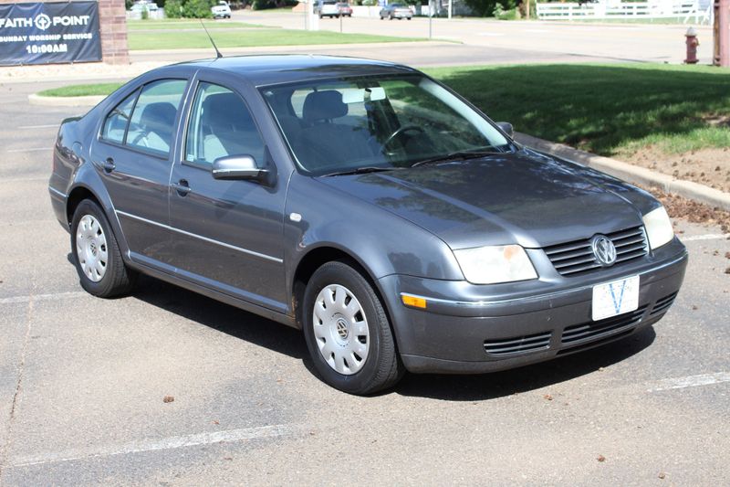 2004 Volkswagen Jetta Photos