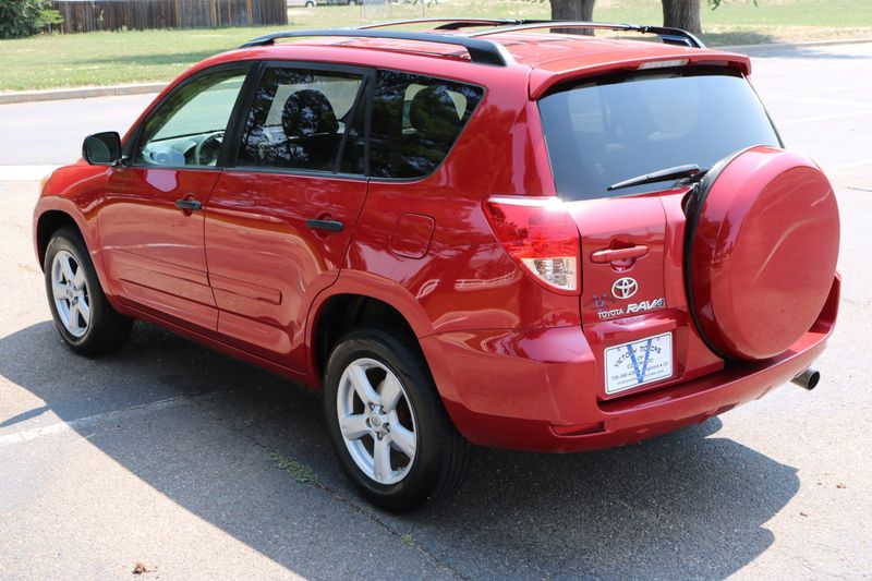 2007 Toyota RAV4 Photos