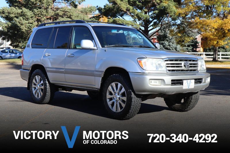 2006 Toyota Land Cruiser Photos