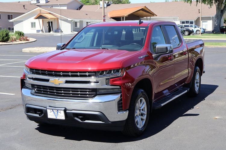 2019 Chevrolet Silverado 1500 LT | Victory Motors of Colorado