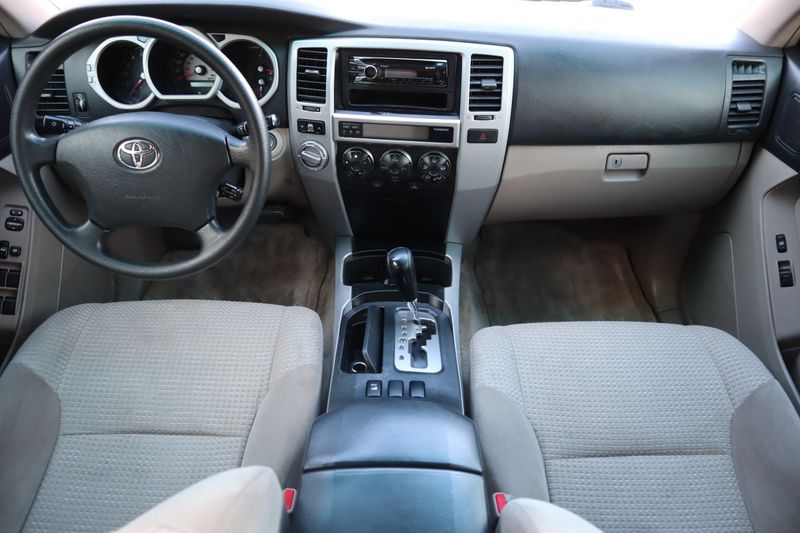 2004 Toyota 4Runner Photos