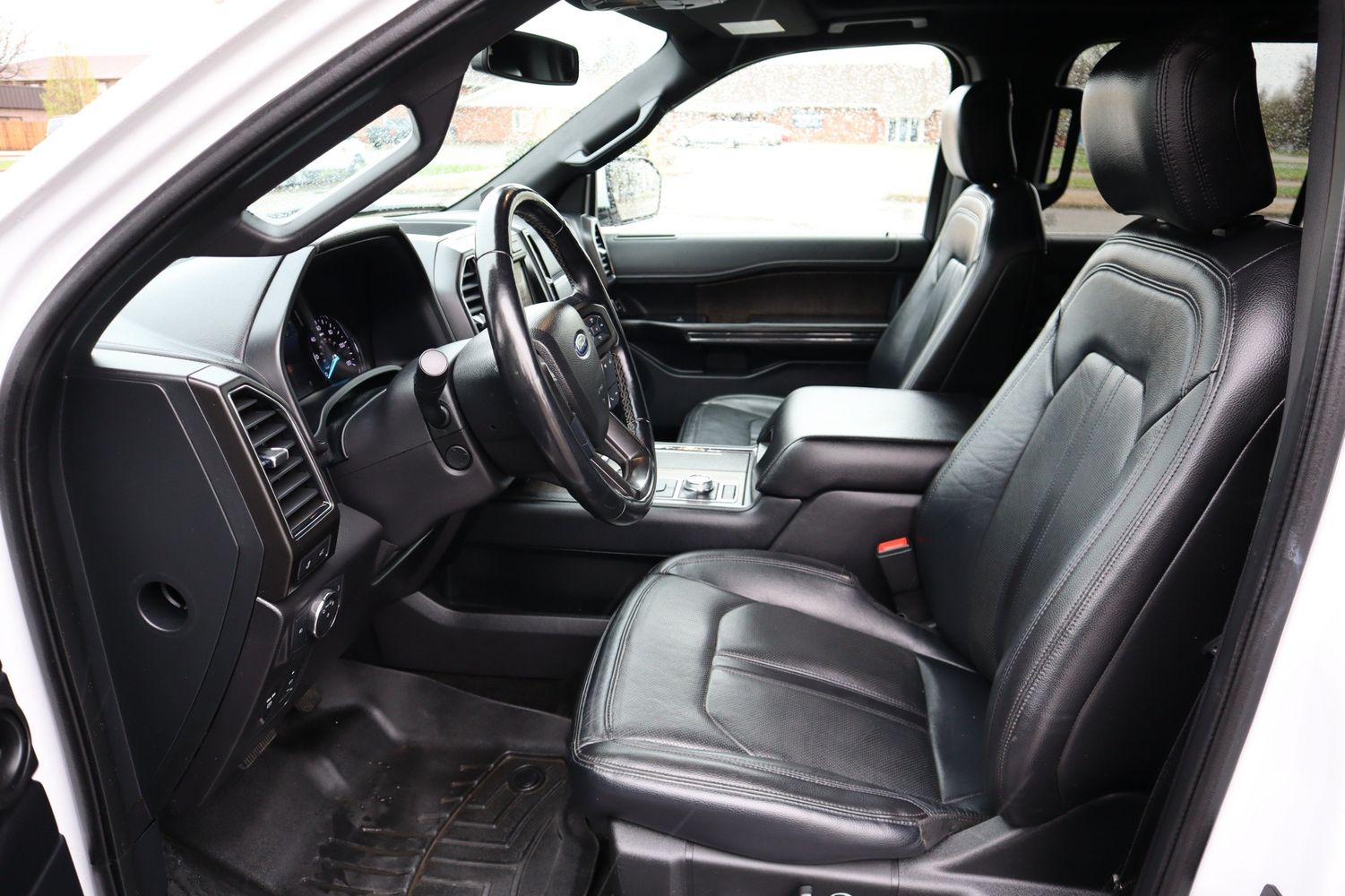 2018 Ford Expedition MAX Limited | Victory Motors of Colorado