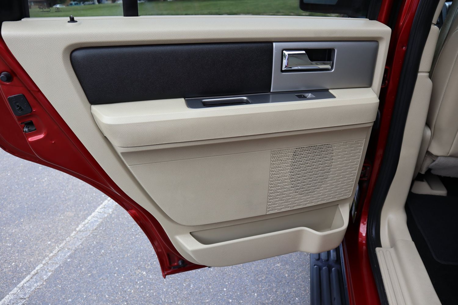 2016 Ford Expedition XLT | Victory Motors of Colorado