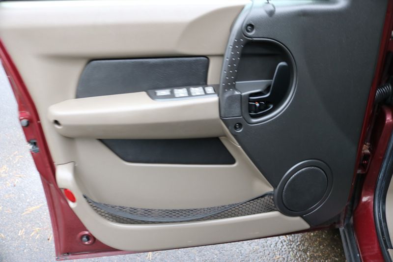 2001 Pontiac Aztek Photos