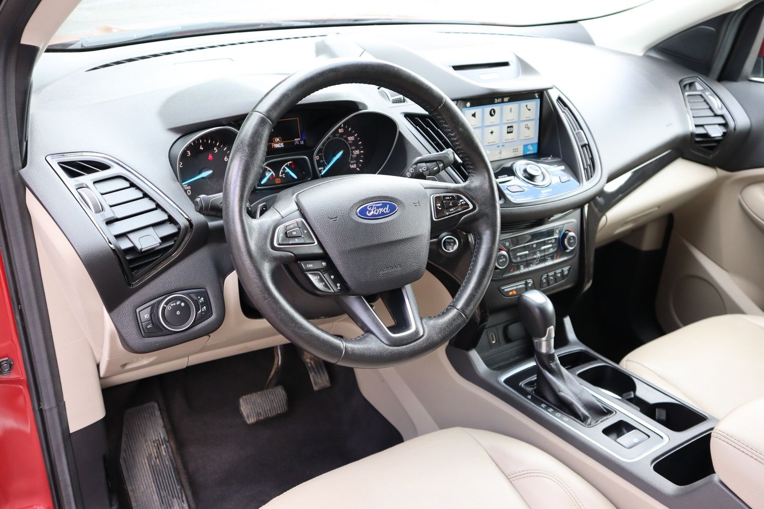 2018 Ford Escape Titanium | Victory Motors of Colorado