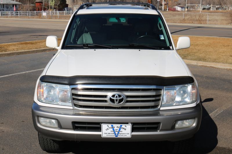 2007 Toyota Land Cruiser Photos