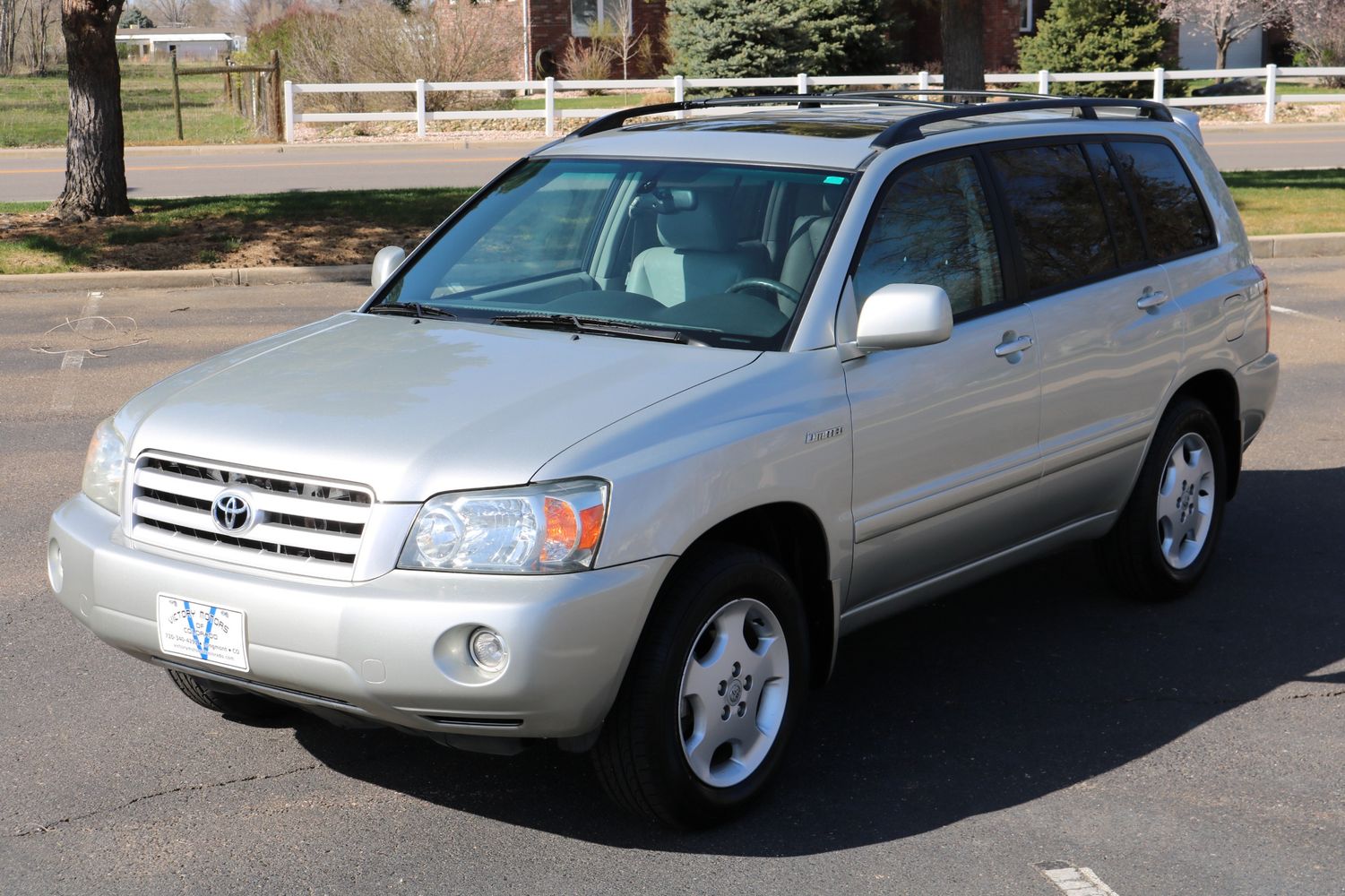 2004 Toyota Highlander Limited | Victory Motors of Colorado