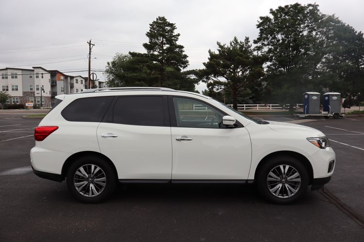 2019 Nissan Pathfinder SL | Victory Motors of Colorado