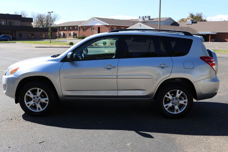 2011 Toyota RAV4 Photos