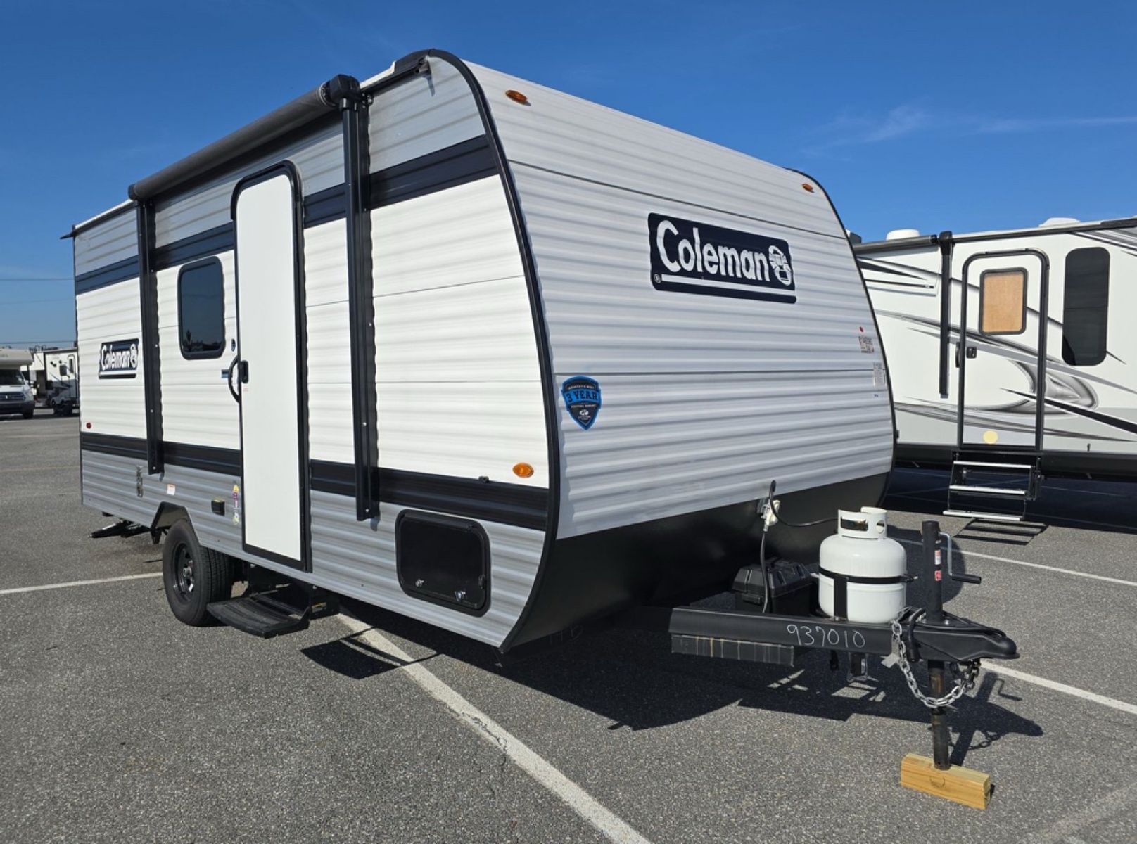 2025 Keystone Coleman 17B Practically Brand New Perfect Little Camper ...