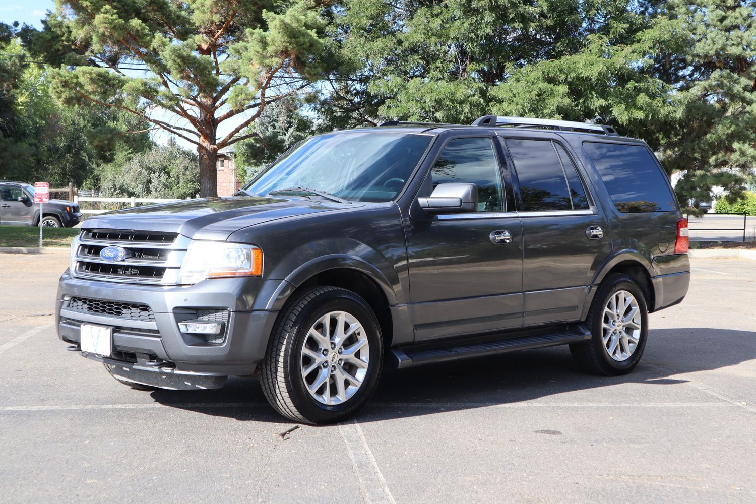 2017 Ford Expedition Limited | Victory Motors of Colorado