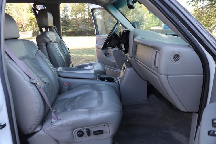 2002 Chevrolet Silverado 2500HD LT | Victory Motors of Colorado